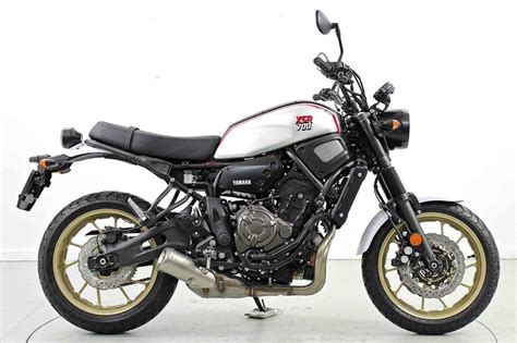 Yamaha XSR 700 Tribute Neu Motorräder Moto Center Winterthur