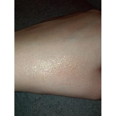 Wibo Flawless Goddess Highlighter Wypiekany rozświetlacz do twarzy i ciała cena opinie