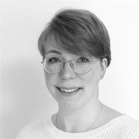 Lisa Bartelss Instagram Twitter And Facebook On Idcrawl