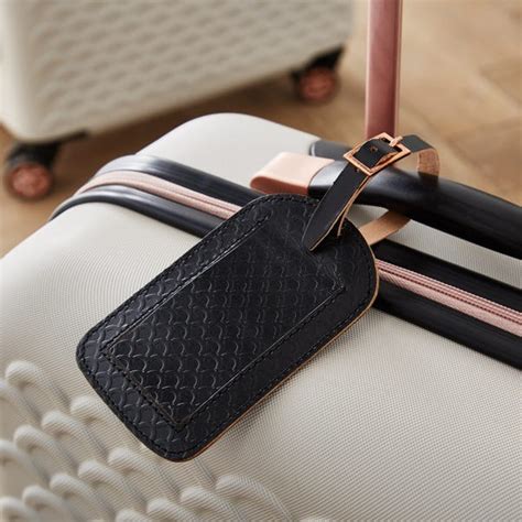 Scalloped Luggage Tag Dunelm