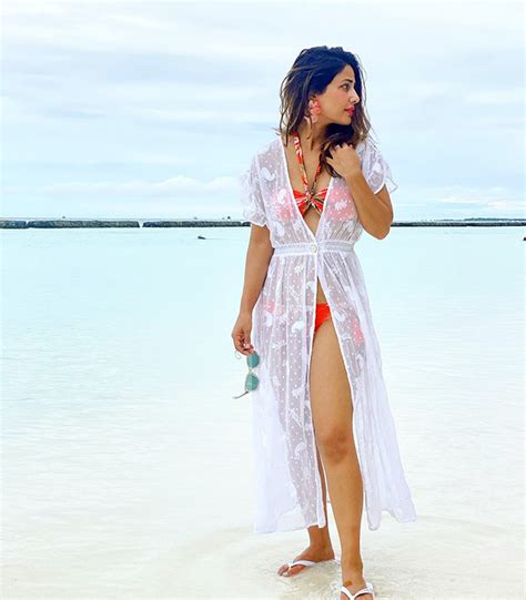 Hina Khan Hot Bikini Pics