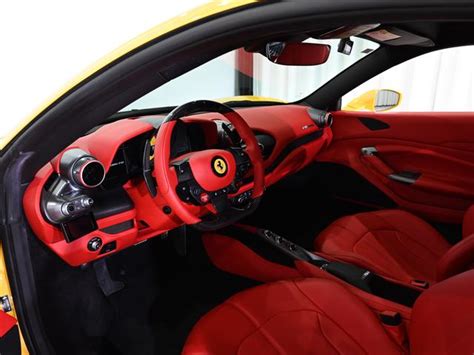 フェラーリ F8トリブート ベースグレードの中古車｜グーネット中古車