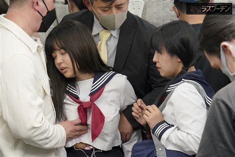 満員電車で羽交いめにされセーラー服の下から見えた乳首を開発される爆乳 夕美しおん アダルト動画 ソクミル