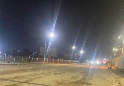 كهرباء شمال البصرة تنجز صيانة شبكة الإنارة لطريق الدريهمية المربد
