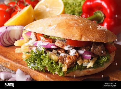 Pita Bread Kebab Recipe At Eileen Perry Blog