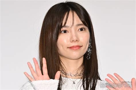 島崎遥香、ほっそり美脚輝く“ミニスカ”姿公開「スタイル抜群」と反響 Newscafe