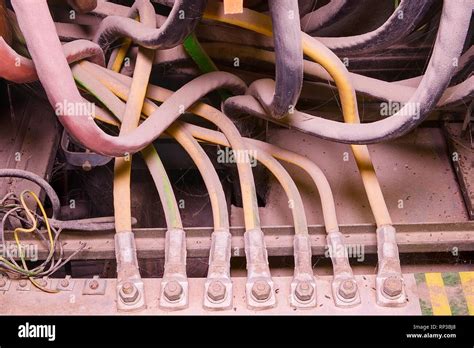 Ancien Panneau De Distribution électrique Cas De Distribution Industrielle Les Fils De Masse