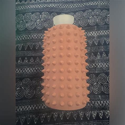 Bkr Dining Bkr 32 Ounce Spiked Bottle Unknown Color Name Light