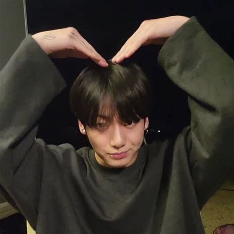 220607 ꒱ Jungkook On Vlive Koreli Aktörler Şarkıcılar Dans