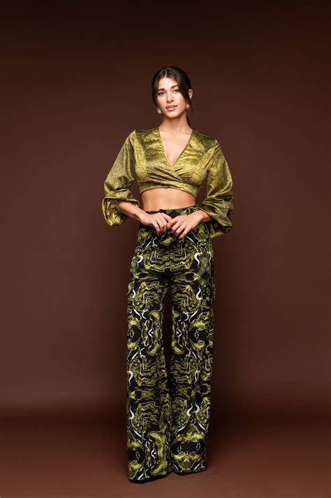 Miku Wrap Top Mairisgr