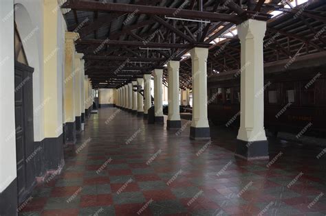 Una Hermosa Vista Del Museo De La Estación De Tren Ubicado En Asunción