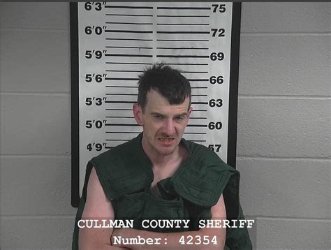 Video Cullman Police Officer Able To Secure Weapon As Suspect Tries To