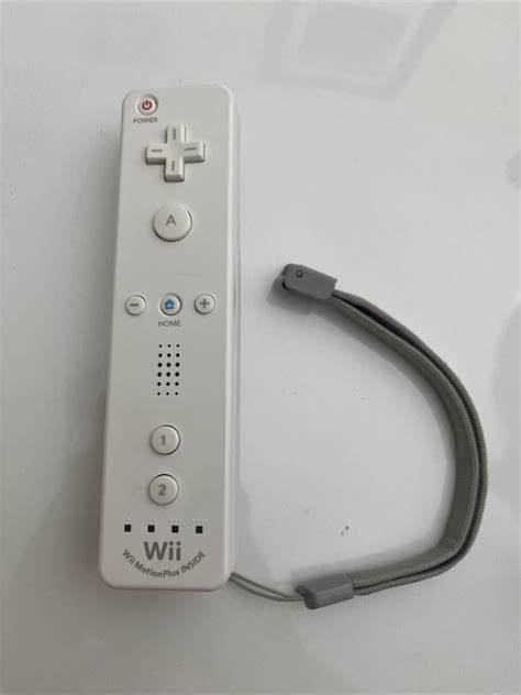 Genuine Nintendo Wii Remote Motion Plus Inside Nunchuck Bundle With
