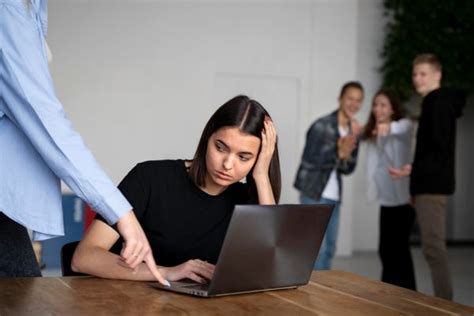 Como Combater O Assédio Moral E Sexual No Trabalho A Gazeta