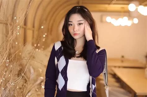 Heboh Donasi Online Trakteer Livy Renata Bantah Gunakan Buat Beli