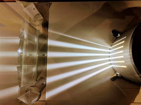 Premium Photo Light Diffraction Experiment Closeup Eyelevel Perspective