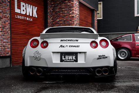 Lb Works Nissan Gt R R35 Type15 Liberty Walk リバティーウォーク