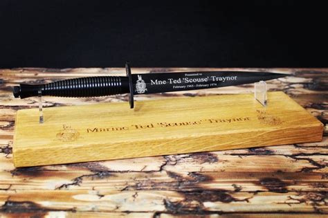 Engraved Fs Commando Dagger Stand Solid Oak Pronto Images Home Of The Mess Kit Clutter Box