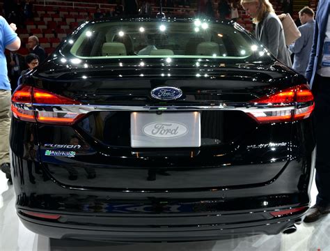 The New 2017 Ford Fusion Energi Plug In Hybrid Is Sharper Sportier