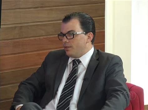 Vídeo Médico Fala Sobre As Causas E Diagnóstico Da Microcefalia Veja