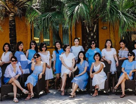 Dress Code Là Gì Bí Quyết Chọn Dress Code Chuẩn Tiệc Sài Gòn
