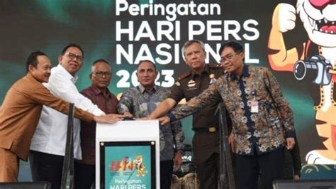 Gubernur Edy Rahmayadi Buka Pameran Pers Metaverse Dan UMKM Di HPN Bangkapos
