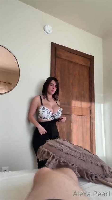 Alexa Pearl Veritical Pov Onlyfans