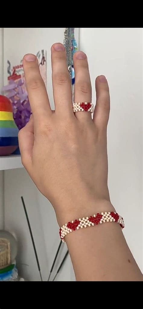 Браслет с кольцом Схемы для изготовления украшений Самодельный браслет из бисера Инструкции