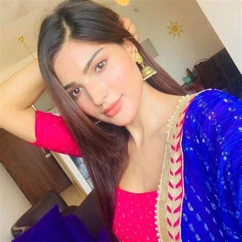 Model Sanjana Singh
