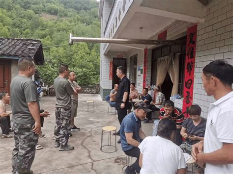 乐素河镇：全力以赴打好防汛抢险救灾“主动仗”工作值班暴雨