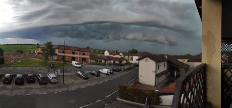 Maltempo Nord Assediato Dai Temporali Shelf Cloud A Cremona