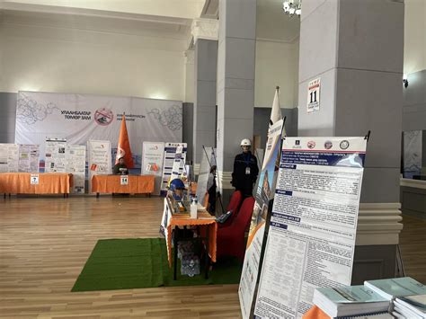 Эрдэм шинжилгээ онол практикийн хуралд оролцлоо