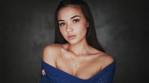 Michelle Lit Wallpapers Wallpics Net Wallpapers Photos Pictures