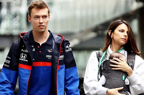 ダニール・クビアト、妻子とともにf1ブラジルgpに挑む 【 F1 Gate Com