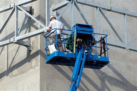 How To Choose The Right Mobile Scaffold