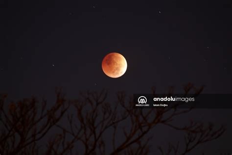 2025 Yılından önceki Son Ay Tutulması Abdde Görüntülendi Anadolu Ajansı