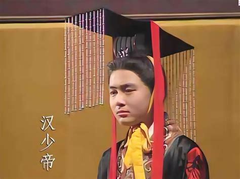 東漢末年實為4國並存，為何羅貫中只寫三國？被抹去的一國很熟悉 每日頭條