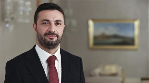 Prof Dr Serkan Topaloğlu Kimdir