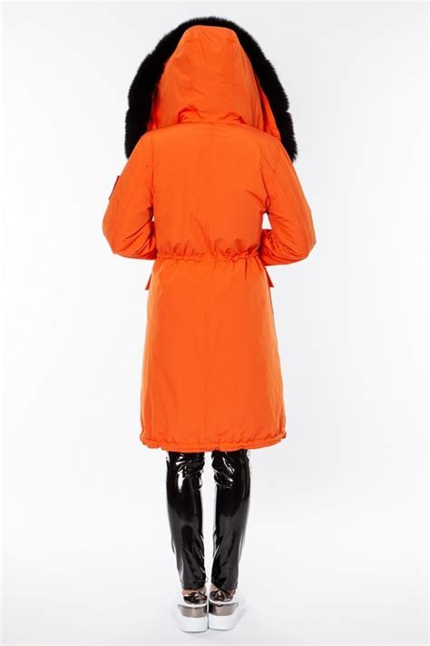 Купить парку с мехом из Парка с мехом песца премиальная меховая одежда по доступной цене в