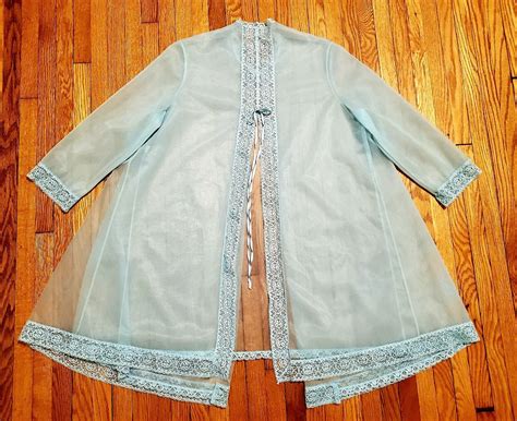 Vanity Fair Vintage Babydoll Nightie And Peignoir Set Gem