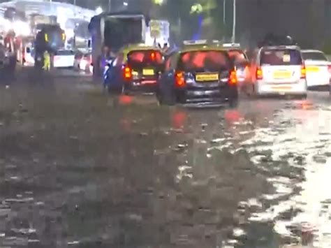Several Parts Of Mumbai Witness Waterlogging As Heavy Rains Lash City