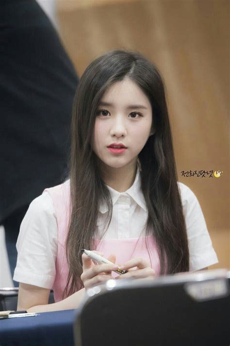Heejinloonajeonheejin Garotas Mulher Mulheres Bonitas