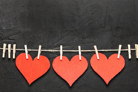 발렌타인의 하루입니다 3 하트 블랙에 밧줄에 매달려 질감 배경 0명에 대한 스톡 사진 및 기타 이미지 0명 2월 감상성