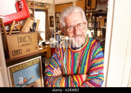 Adam Hart Davis TV Presenter Stock Photo Alamy