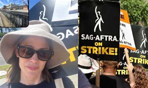 Proud To Walk In Solidarity Jennifer Garner Joins Actors On The