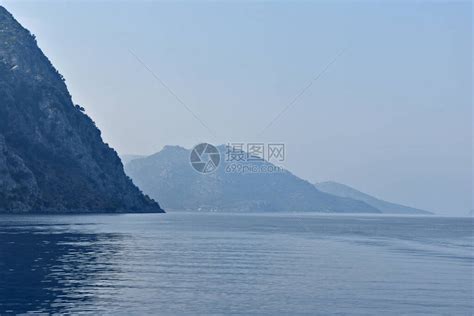 海岸山脉的剪影高清图片下载 正版图片506555718 摄图网
