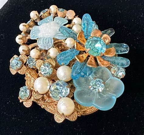 Lovely Vintage Miriam Haskell Brooch~ Blue Glass Rhinestones Pearls