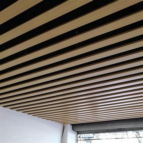 铝方通吊顶 白色铝方通 商场室内走廊超市通用方通 产品图片，铝方通吊顶 白色铝方通 商场室内走廊超市通用方通 产品相册 廊坊屹晟建材有限