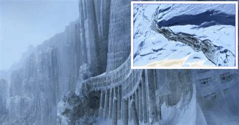 Los científicos dicen que hay otro mundo bajo la capa de hielo de la