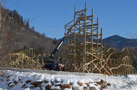 Roar O Saurus Reaches For The Sky Theme Park News And Construction